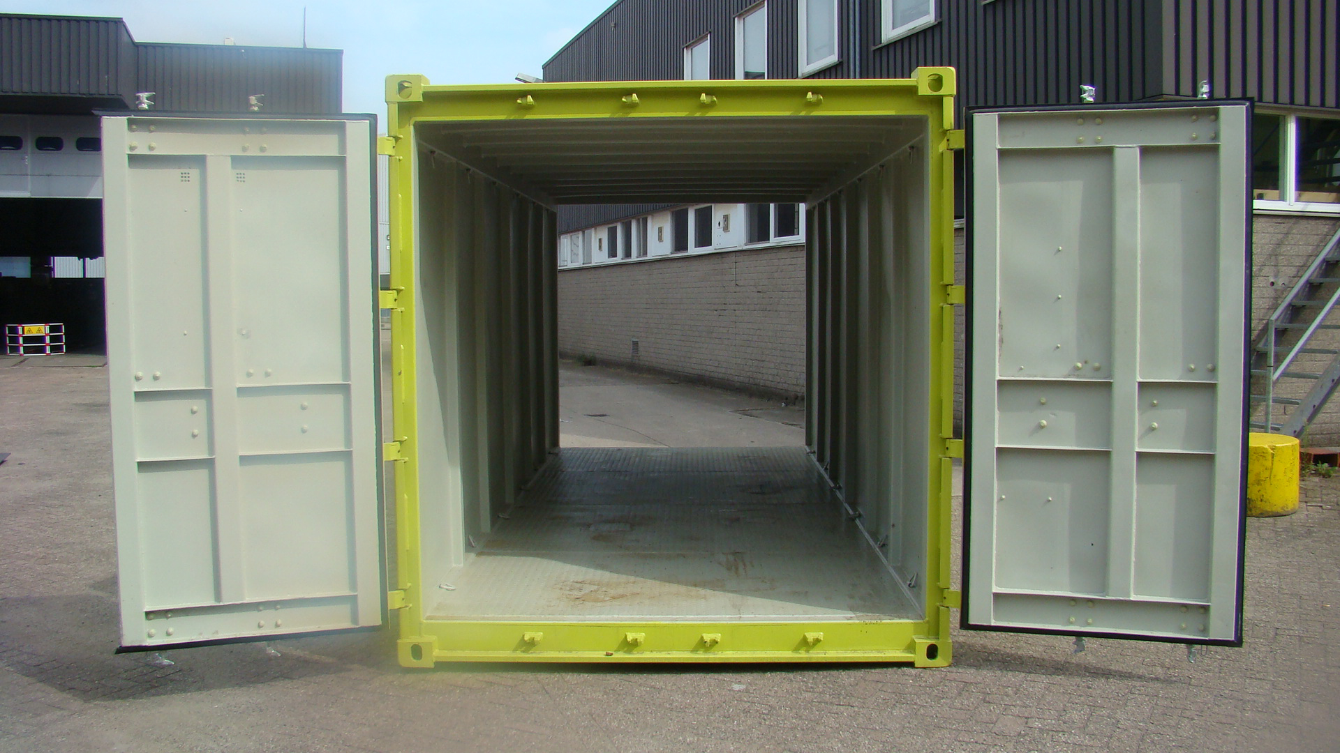 20ft offshore container Double Door - KC Trading B.V.